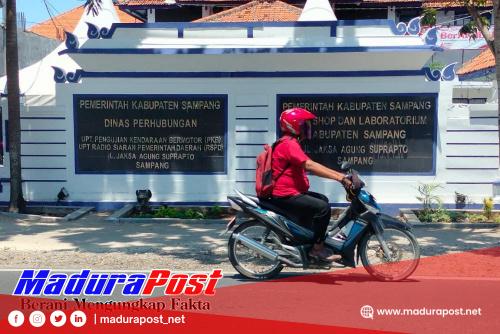 Pemasangan PJU di Kelurahan Polagan Sampang Kuras APBD Rp 989 Juta ...